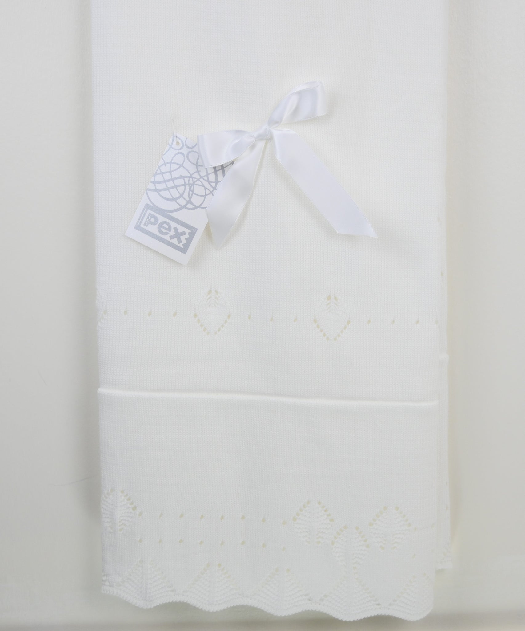 Claudia Shawl White – PexWholesale